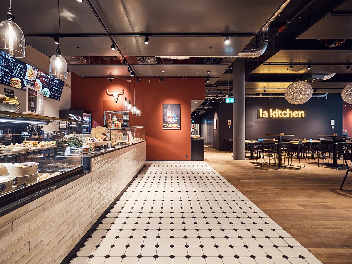 Restaurant «La Kitchen», Esplanade de Pont-Rouge 9A, 1212 Grand-Lancy