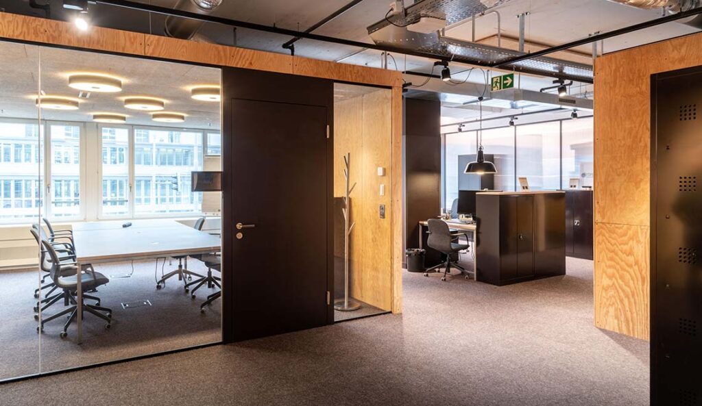 Individual workplaces at Westhive Coworking